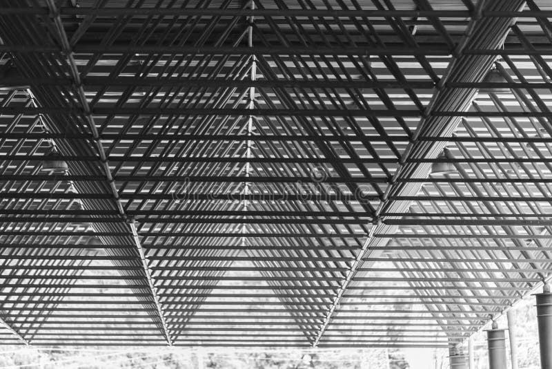Estructura Triangular De Acero Del Tejado De Un Bazar Turco Foto de ...