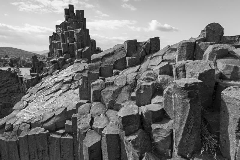 Estructuras De Plogygonal De Las Columnas Del Basalto Imagen de archivo ...