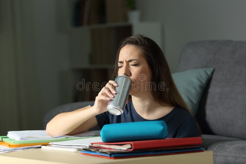 Estudiante Cansado Que Duerme Durante Una Clase Foto de archivo ...