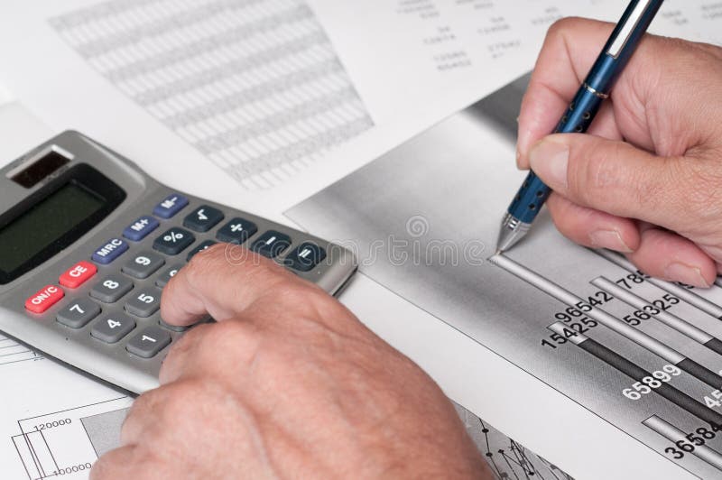 Estudio financiero foto de archivo. Imagen de banca, finanzas - 74496200