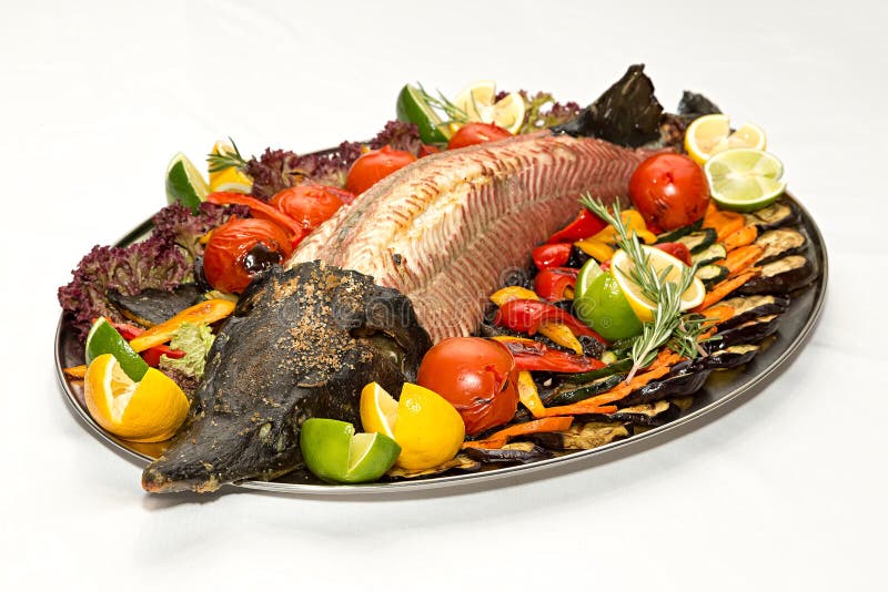 Esturgeon rôti image stock. Image du fond, restaurant - 39967361