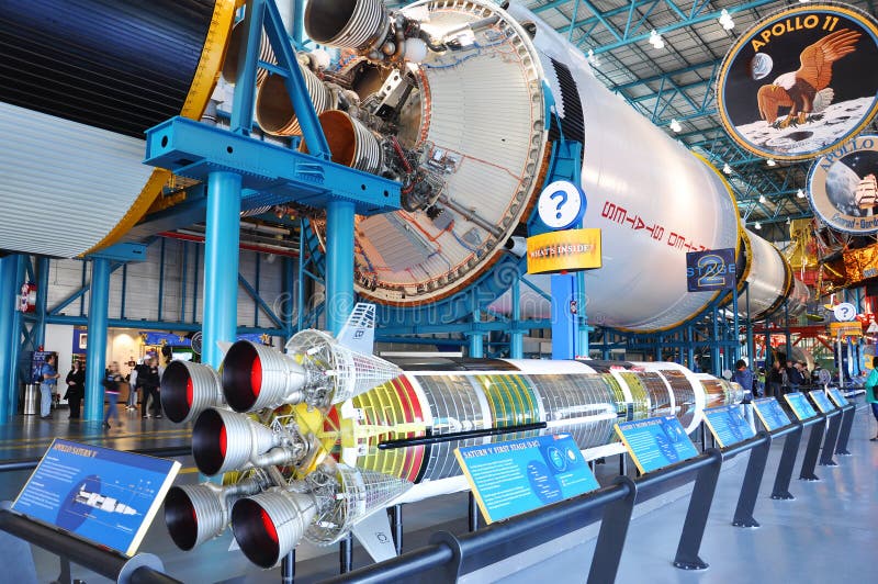 Etapa II De Saturno V Rocket Fotografía editorial - Imagen de kennedy ...