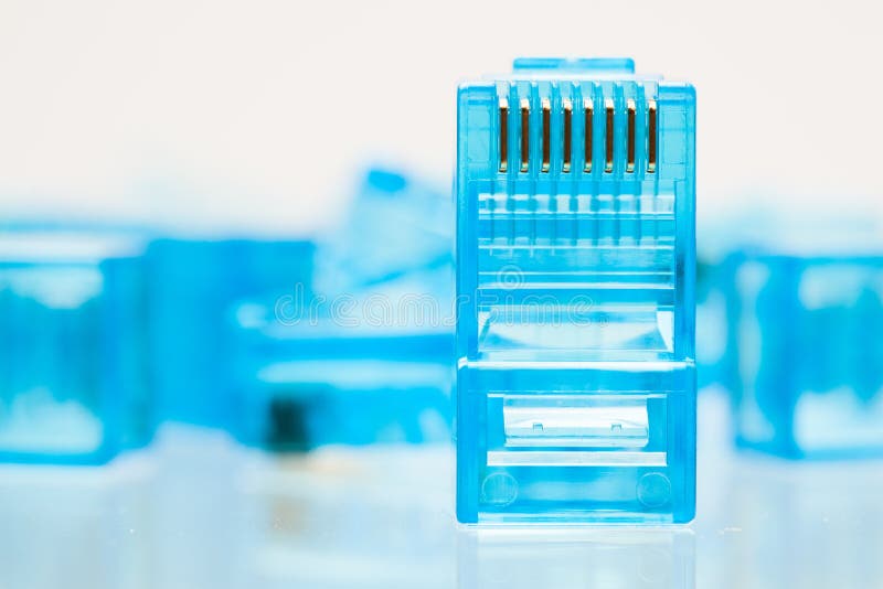 Ethernet Rj45 Blauer Lan-Stecker Stockbild - Bild von technologie, hell ...