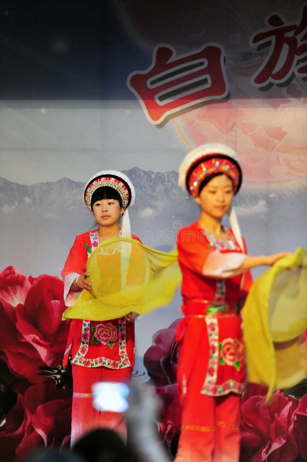 Ethnic minority dancing editorial photography. Image of national - 48944727