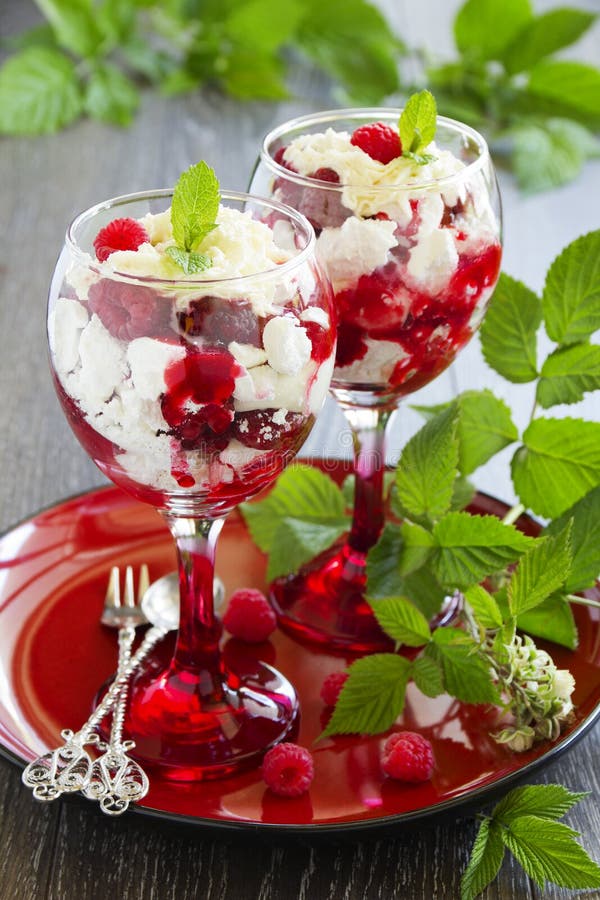 Eton mess stock image. Image of fruit, dessert, cream - 42047973