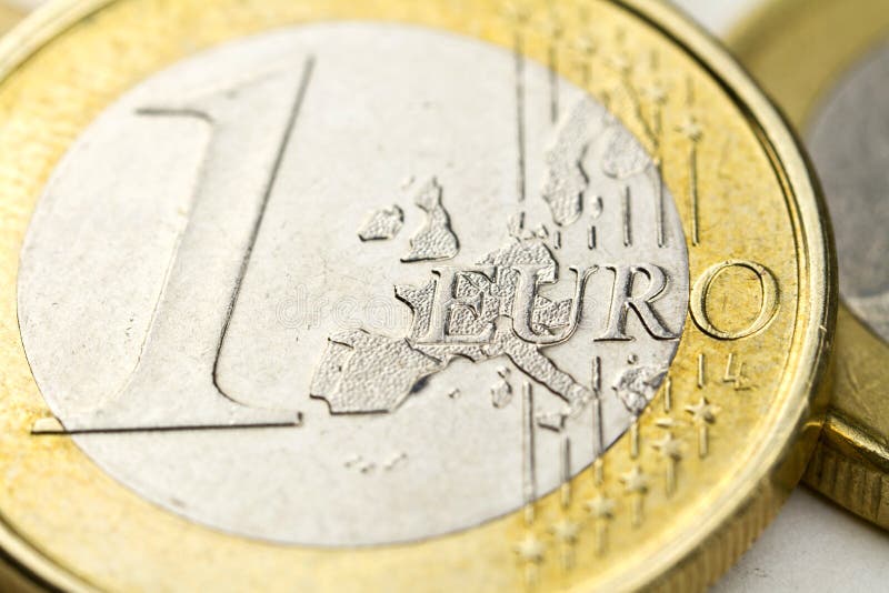 Euro coin macro stock image. Image of capital, gold, banknote - 20958835