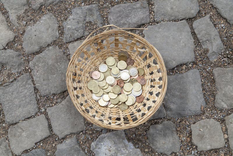 504 Homeless Basket Stock Photos - Free & Royalty-Free Stock Photos ...