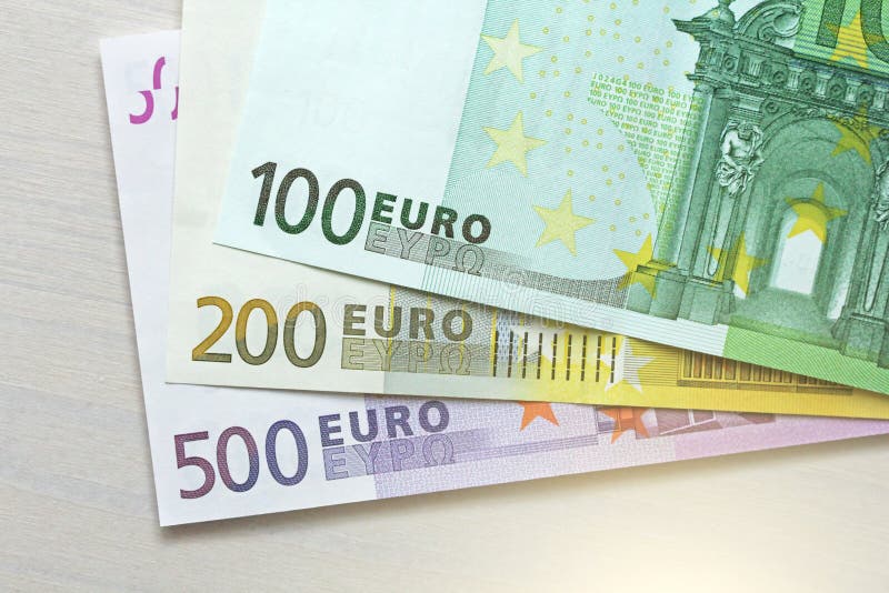 Euro. Paper Banknotes of Euro of Different Denominations - 100, Stock ...