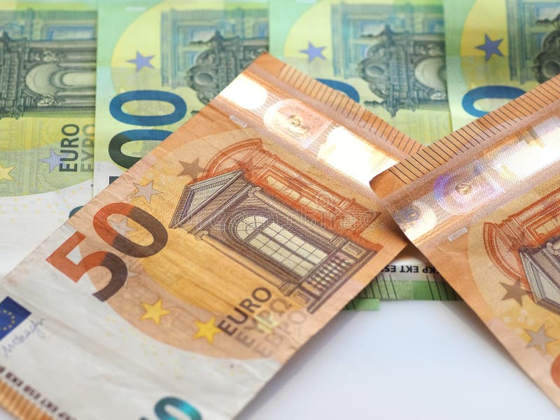 Euro-Scheine Oder Banknoten 100 Und 50 Euro Stockfoto - Bild von ...