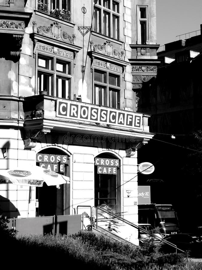 European street cafe editorial photo. Image of london - 44565426