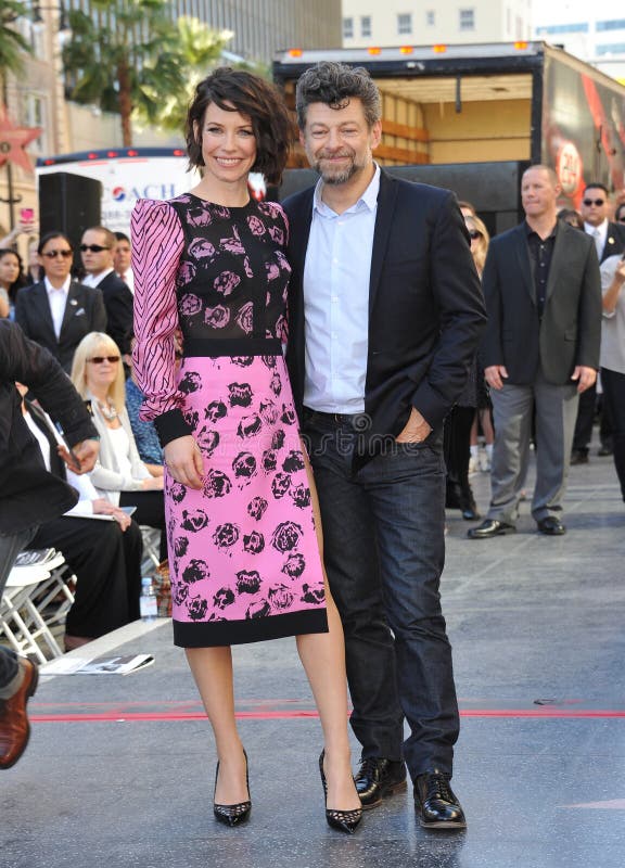 Evangeline Lilly Et Andy Serkis Image éditorial - Image du populaire ...