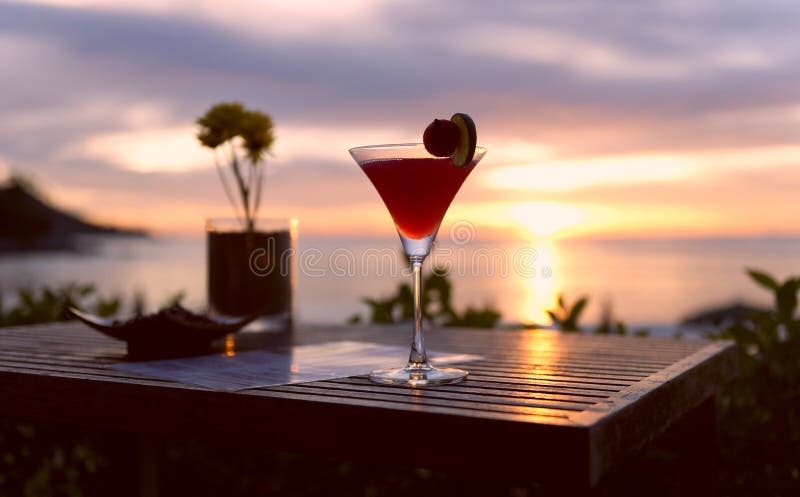 Evening Cocktail on Warm Beach Stock Image - Image of nature, glass ...