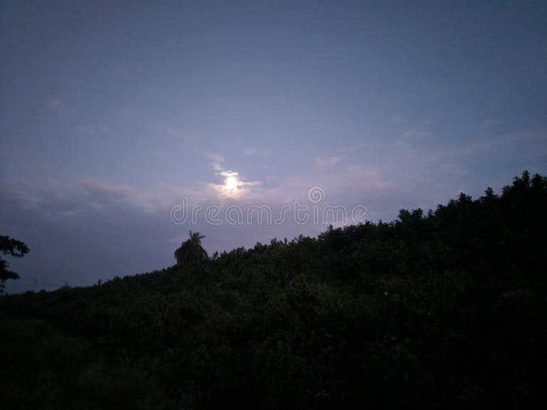 Evening is Here, Its Getting Dark Stock Photo - Image of graphy, mobile ...