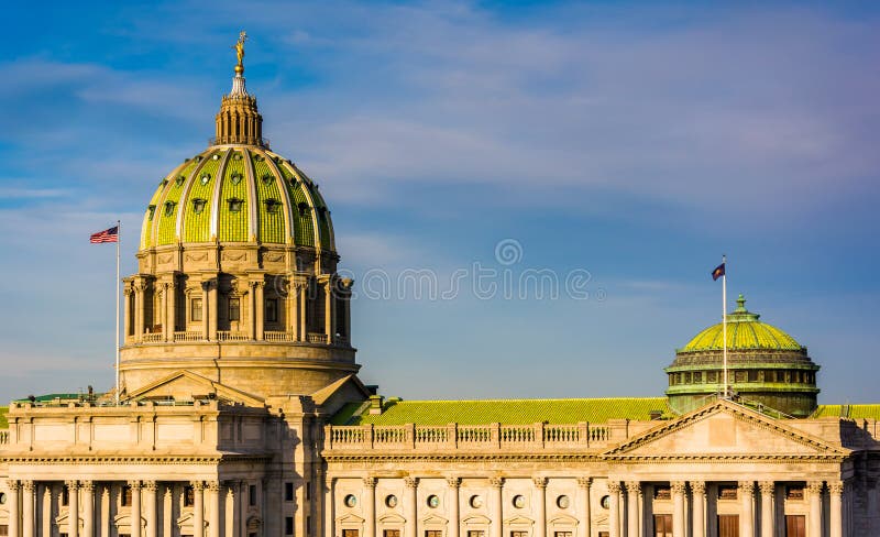 Evening Light on the Pennsylvania State Capitol in Harrisburg, P Stock ...