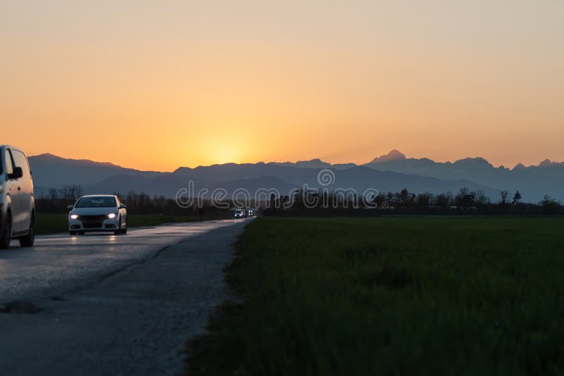 Evening Road Heading To Beautiful Sunset Horizon Stock Image - Image of ...