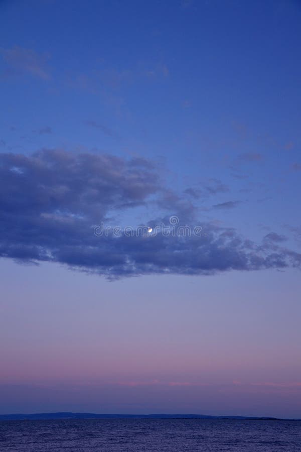 Evening seascape stock image. Image of horizon, copyspace - 20765419