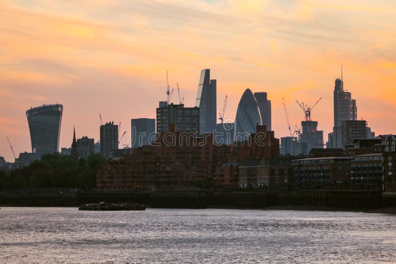 Evening Skies Over the London Skyline Stock Image - Image of orange ...