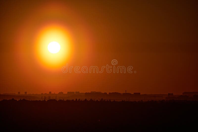 Evening Sky with Setting Sun through Clouds at Sunset, Cloudy Landscap ...