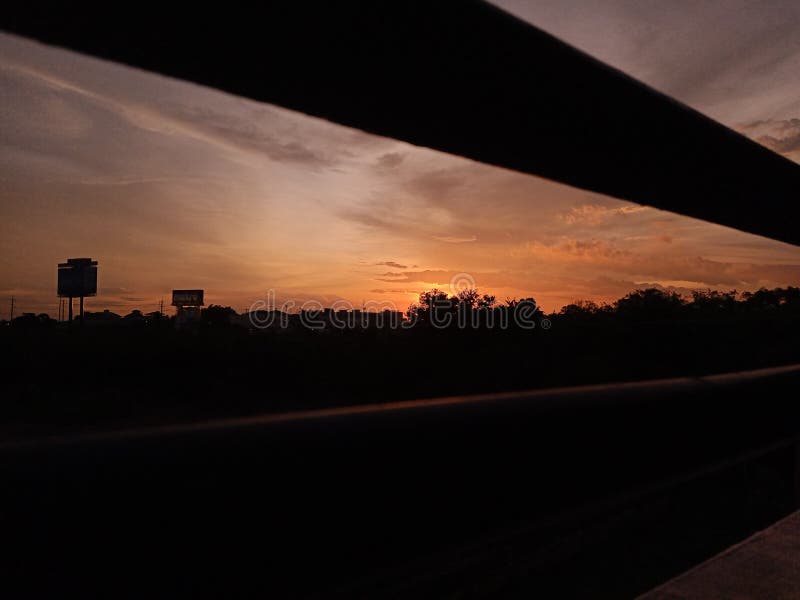 The evening sun wielded stock image. Image of dusk, night - 193319497