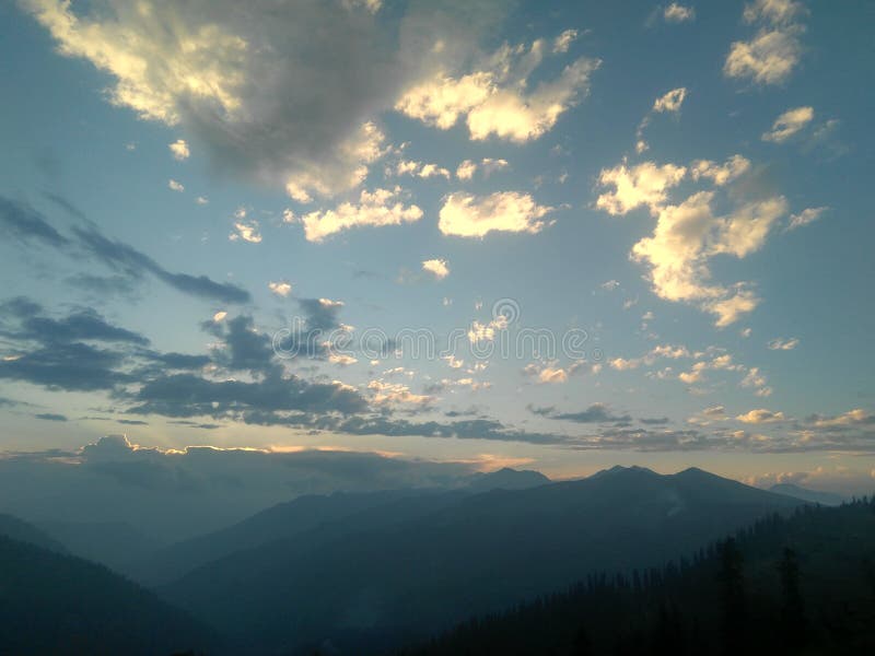 The evening sundown sky stock image. Image of sundown - 161715893