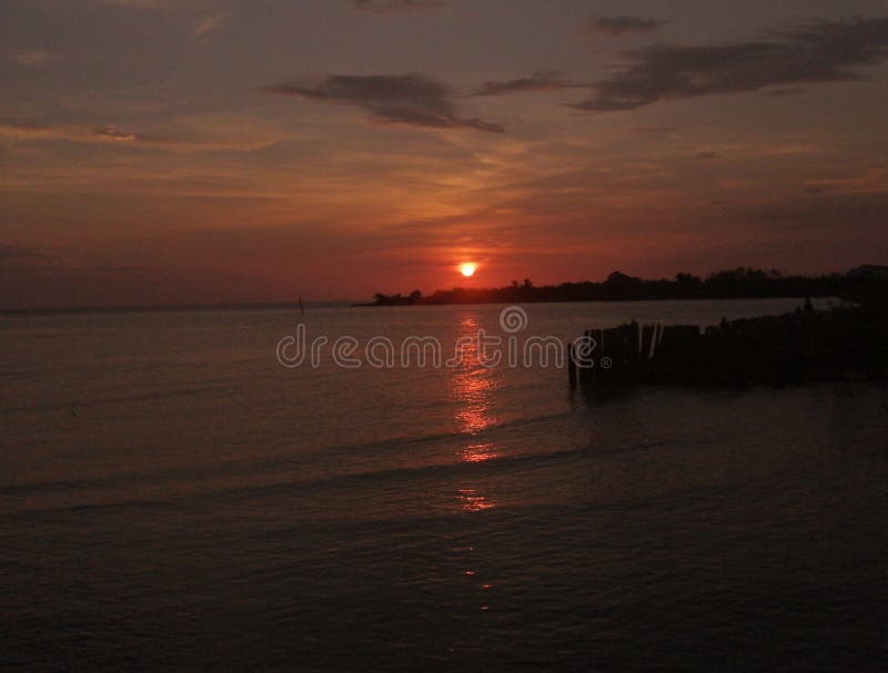Evening Sunset in Beautiful Sunshine Stock Image - Image of horizon ...