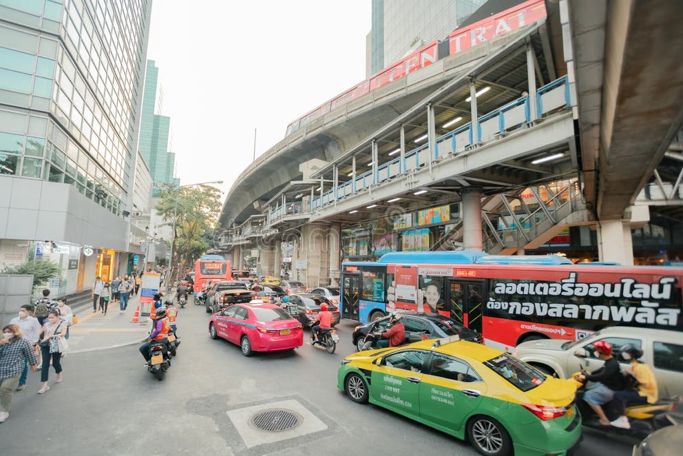 Evening Traffic Jam in Bangkok Editorial Photography - Image of scene, transport: 267469147