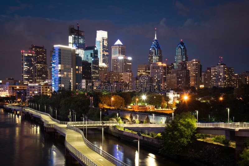 Philadelphia skyline editorial photo. Image of landscape - 99396251