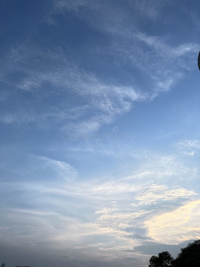 The View of Evening Clouds Sky Stock Image - Image of autumn, capture: 285623749