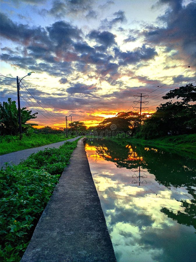 The Evening View on the River Bank is Very Beautiful Stock Image ...