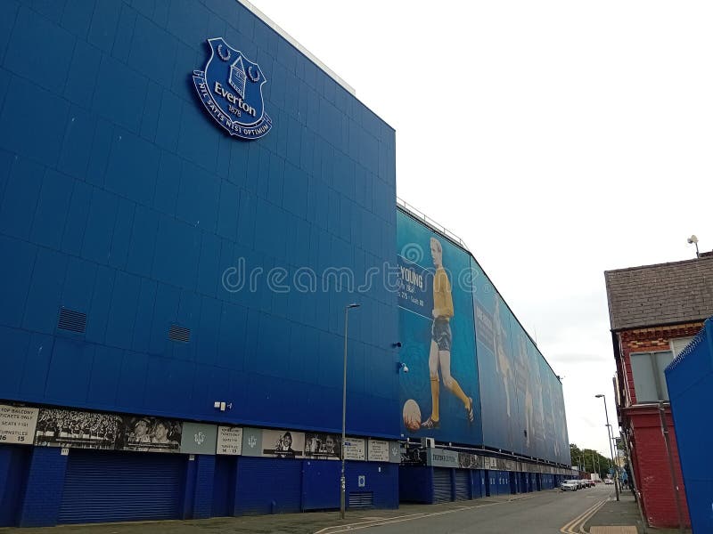 Everton Stadium at Godson, Liverpool Editorial Photo - Image of wall ...