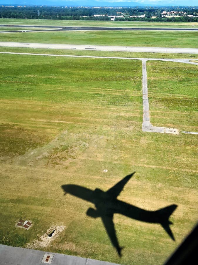 Detaching the Shadow from the Ground of an Airplane during Take Off ...