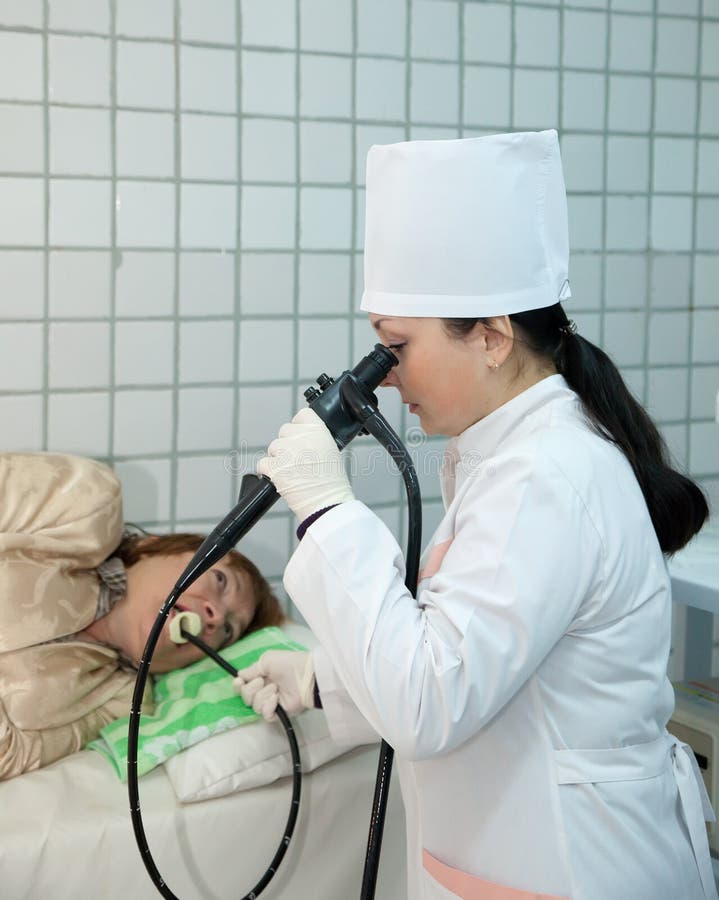 Examen D'endoscopie Dans La Clinique Photo stock - Image du profession ...