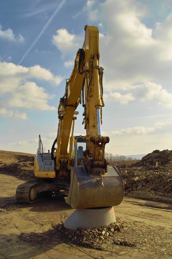 595 Excavator Arm Scoop Digging Stock Photos - Free & Royalty-Free ...