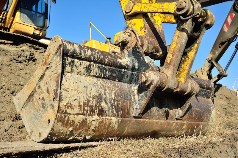 Excavator Bucket Front View Stock Image - Image of danger, angle: 24827603