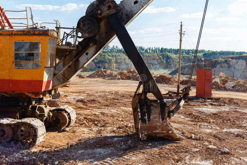 Excavator, Mining Quarry, Construction Industry Stock Image - Image of ...