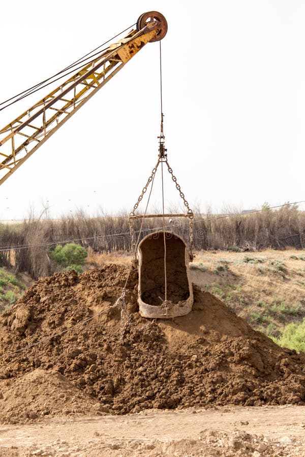Excavator Digging a Big Bucket Stock Image - Image of construction ...