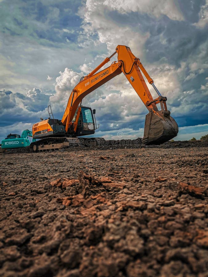 Excavator Earth Work Construction Editorial Photography - Image of wind ...