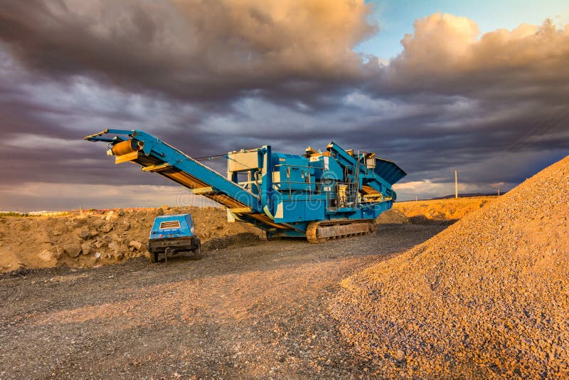 Excavator of Great Size Extracting Stone Stock Photo - Image of machine ...