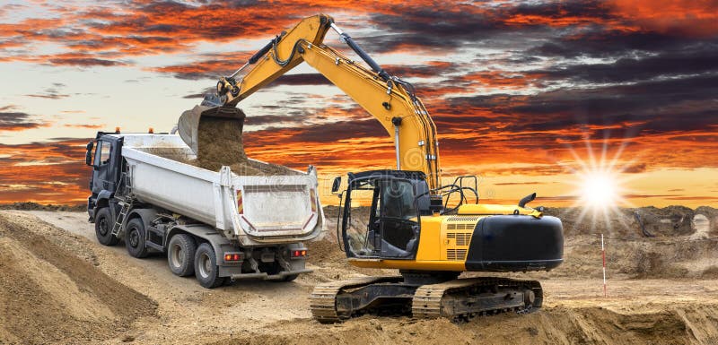Excavator Ist Working and Digging at Construction Site Stock Photo ...