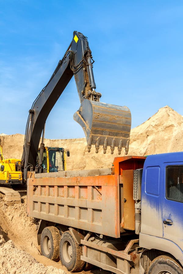 1,616 Excavator Loading Dumper Truck Photos - Free & Royalty-Free Stock ...