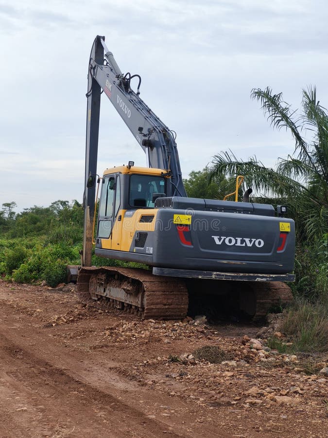Excavator Volvo EC 210 D. Heavy Vehicle Editorial Stock Photo - Image ...