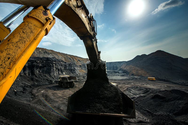 Excavator at Work in Open Pit Stock Image - Image of energy, dirt: 74091219