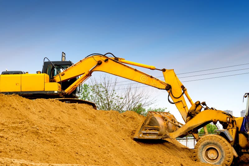 Excavator at work stock photo. Image of site, hydraulic - 112159276