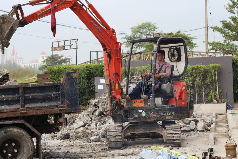 Excavator editorial image. Image of excavator, construction - 101854295