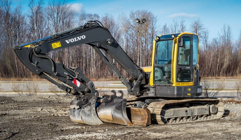 Excavatrice De Chargeur De Volvo Photo éditorial - Image du excavatrice ...