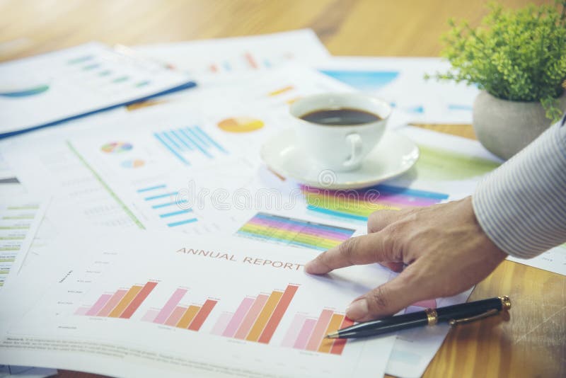 Excel Stat Spreadsheet Business Analytics Graph Statistic With Graph