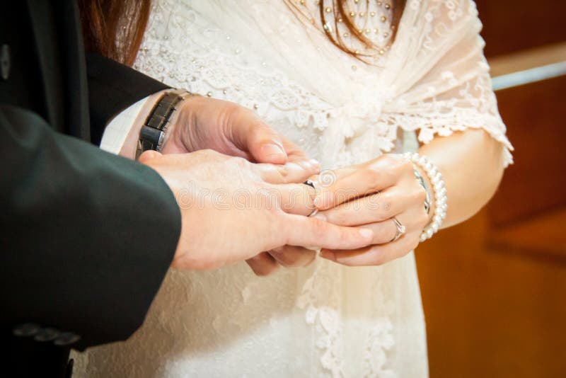 Exchange wedding ring stock photo. Image of diamond, wedding - 34891952