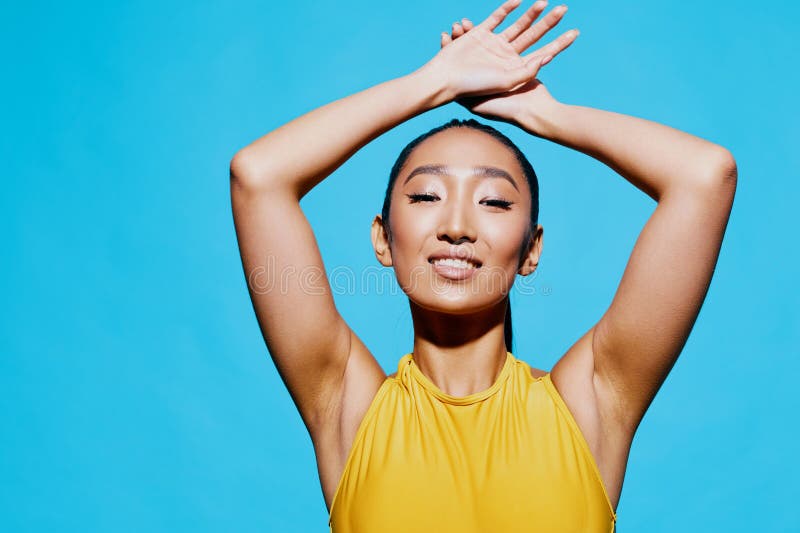 Surprised Woman Yellow Excited Fashion One Portrait Lifestyle Beauty