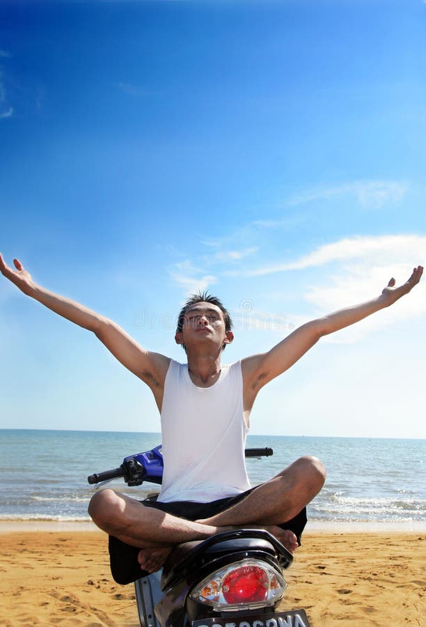 Exciting Tropical Beach Picture. Image: 5617593