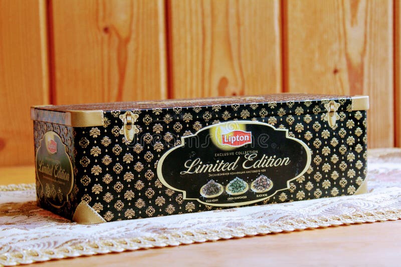 Exclusive Box of Lipton Tea. Editorial Stock Image - Image of indoors ...